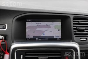 Balts Volvo S60 2011 Rīga, ar dzinēja tilpumu 1.60 L un nobraukumu 375 tūkst. km par 4990 €, foto 20 vietnē AUTOMOTO.COM.LV