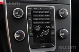 Balts Volvo S60 2011 Rīga, ar dzinēja tilpumu 1.60 L un nobraukumu 375 tūkst. km par 4990 €, foto 21 vietnē AUTOMOTO.COM.LV