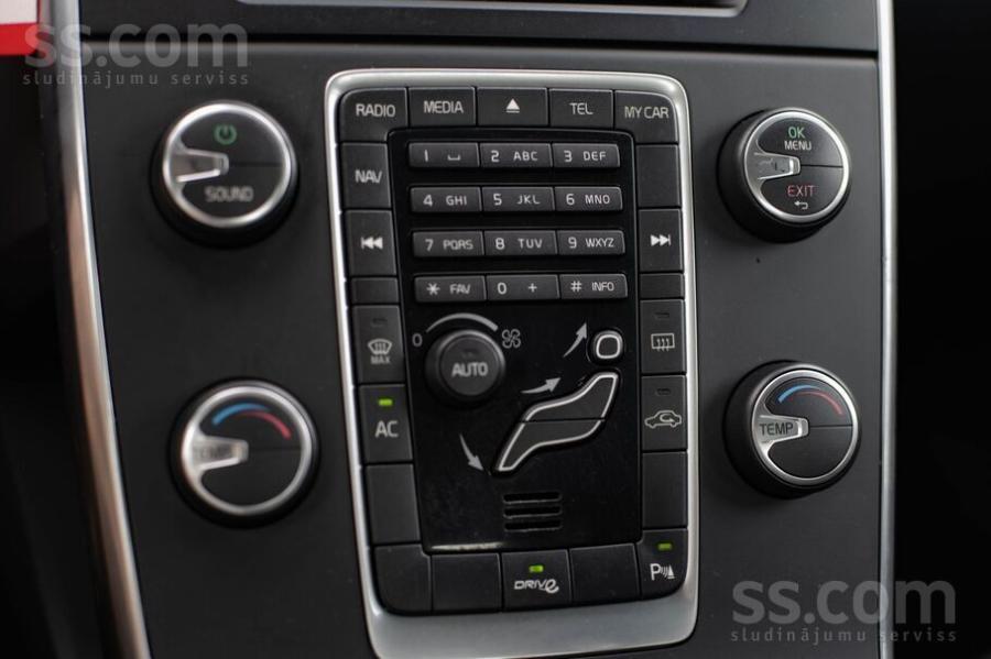 Balts Volvo S60 2011 Rīga, ar dzinēja tilpumu 1.60 L un nobraukumu 375 tūkst. km par 4990 €, foto 21 vietnē AUTOMOTO.COM.LV