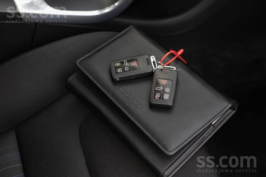 Balts Volvo S60 2011 Rīga, ar dzinēja tilpumu 1.60 L un nobraukumu 375 tūkst. km par 4990 €, foto 23 vietnē AUTOMOTO.COM.LV