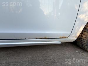 White Volvo S60 2011 in Riga, with an engine capacity of 2.40 L and mileage of 312 thousand km for 6100 €, photo 6 on AUTOMOTO.COM.LV