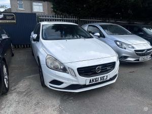 White Volvo S60 2011 in Siauliai, with an engine capacity of 2.40 L and mileage of 175 thousand km for 2699 €, photo 3 on AUTOMOTO.COM.LV
