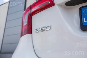 White Volvo S60 2011 in Riga, with an engine capacity of 2.40 L and mileage of 317 thousand km for 5490 €, photo 8 on AUTOMOTO.COM.LV