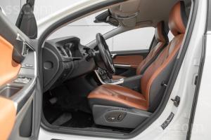 White Volvo S60 2011 in Riga, with an engine capacity of 2.40 L and mileage of 317 thousand km for 5490 €, photo 10 on AUTOMOTO.COM.LV