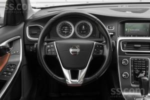 White Volvo S60 2011 in Riga, with an engine capacity of 2.40 L and mileage of 317 thousand km for 5490 €, photo 20 on AUTOMOTO.COM.LV
