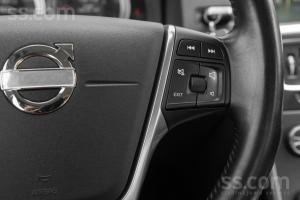 White Volvo S60 2011 in Riga, with an engine capacity of 2.40 L and mileage of 317 thousand km for 5490 €, photo 22 on AUTOMOTO.COM.LV