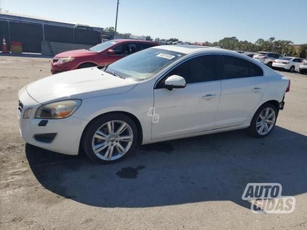 White Volvo S60 2012 in Kaunas, with an engine capacity of 3.00 L and mileage of 170 thousand km for 6999 €, photo 2 on AUTOMOTO.COM.LV
