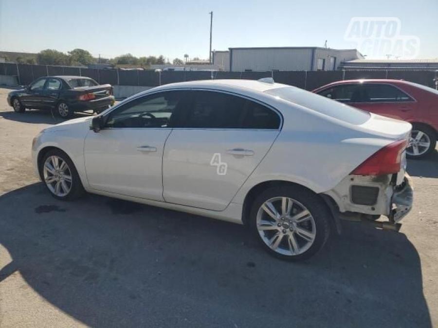 White Volvo S60 2012 in Kaunas, with an engine capacity of 3.00 L and mileage of 170 thousand km for 7200 €, photo 3 on AUTOMOTO.COM.LV