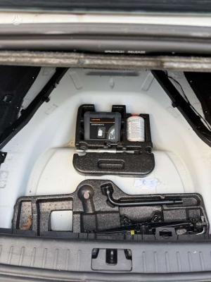 Balts Volvo S60 2012 Klaipėda, ar dzinēja tilpumu 2.52 L un nobraukumu 168 tūkst. km par 6500 €, foto 12 vietnē AUTOMOTO.COM.LV