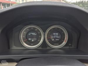 White Volvo S60 2012 in Raseiniai, with an engine capacity of 2.50 L and mileage of 288 thousand km for 5550 €, photo 8 on AUTOMOTO.COM.LV