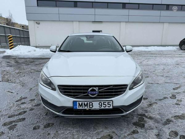 Balts Volvo S60 2013 Utena, ar dzinēja tilpumu 1.56 L un nobraukumu 285 tūkst. km par 4999 €, foto 7 vietnē AUTOMOTO.COM.LV