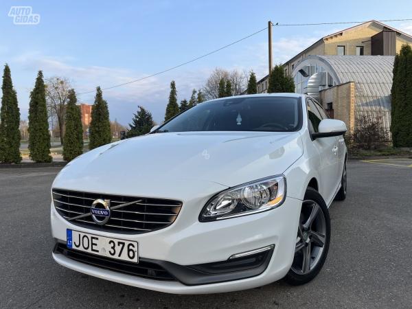 White Volvo S60 2013 in Alytus, with an engine capacity of 2.00 L and mileage of 340 thousand km for 5450 €, photo 1 on AUTOMOTO.COM.LV