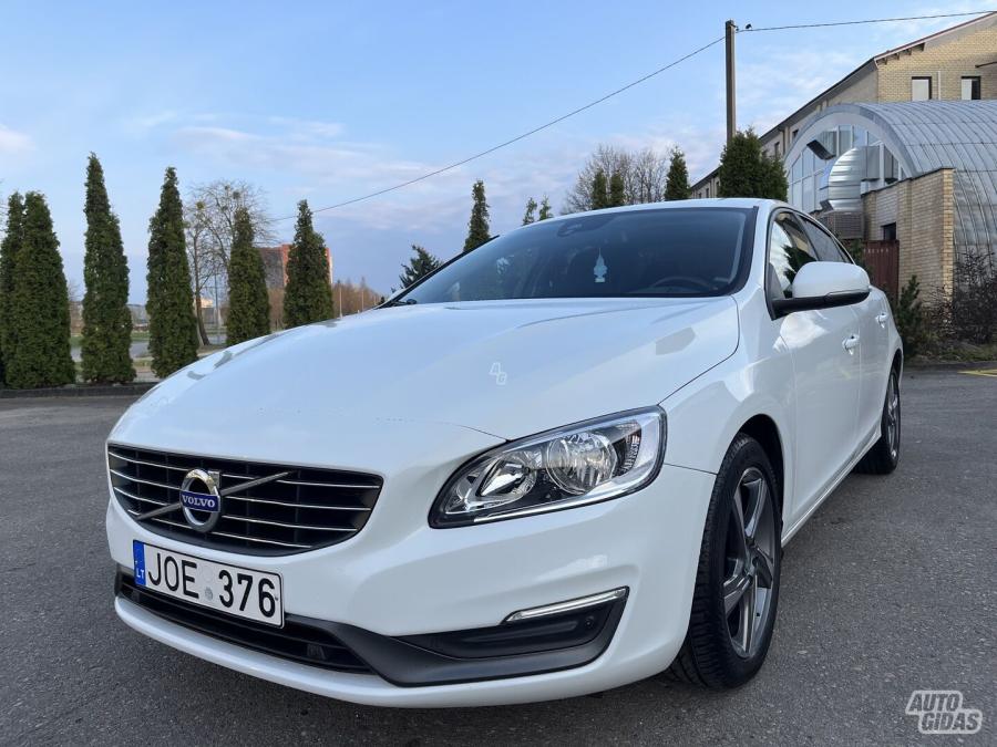 Balts Volvo S60 2013 Alīta, ar dzinēja tilpumu 2.00 L un nobraukumu 340 tūkst. km par 5450 €, foto 9 vietnē AUTOMOTO.COM.LV