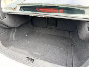 Balts Volvo S60 2013 Rīga, ar dzinēja tilpumu 2.00 L un nobraukumu 0 tūkst. km par 6995 €, foto 6 vietnē AUTOMOTO.COM.LV