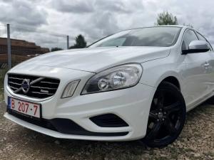 Balts Volvo S60 2013 Rīga, ar dzinēja tilpumu 2.00 L un nobraukumu 0 tūkst. km par 6995 €, foto 24 vietnē AUTOMOTO.COM.LV