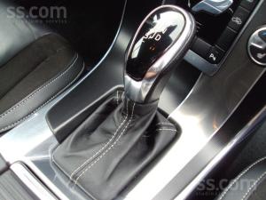 Balts Volvo S60 2014 Rīga, ar dzinēja tilpumu 1.60 L un nobraukumu 131 tūkst. km par 11000 €, foto 13 vietnē AUTOMOTO.COM.LV