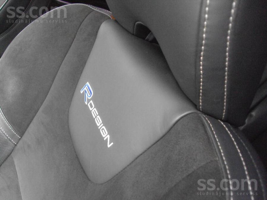 Balts Volvo S60 2014 Rīga, ar dzinēja tilpumu 1.60 L un nobraukumu 131 tūkst. km par 11000 €, foto 16 vietnē AUTOMOTO.COM.LV