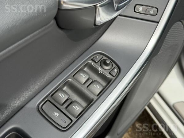 Белый Вольво С60 2014 в Рига, объемом двигателя 2.00 л и пробегом 234 тыс. км за 9750 €, фото 6 на AUTOMOTO.COM.LV