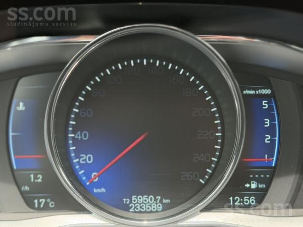 Белый Вольво С60 2014 в Рига, объемом двигателя 2.00 л и пробегом 234 тыс. км за 9750 €, фото 8 на AUTOMOTO.COM.LV