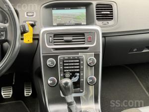Balts Volvo S60 2014 Rīga, ar dzinēja tilpumu 2.00 L un nobraukumu 234 tūkst. km par 9750 €, foto 11 vietnē AUTOMOTO.COM.LV