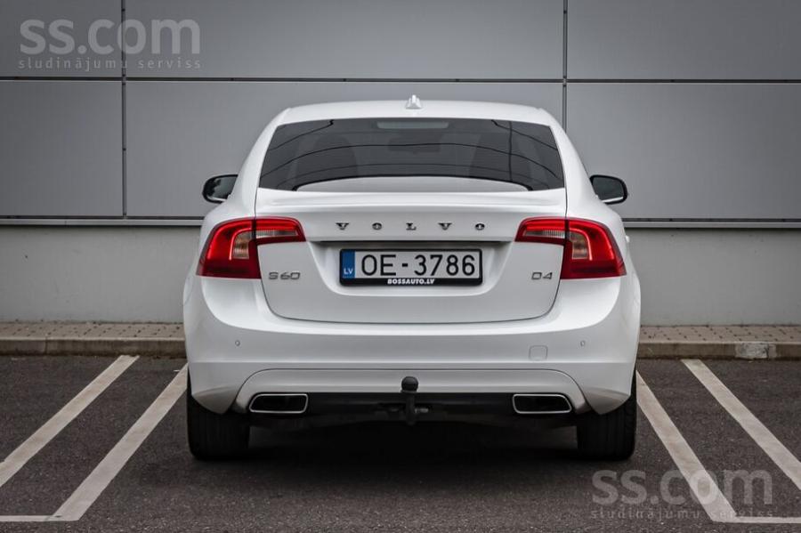 White Volvo S60 2014 in Riga, with an engine capacity of 2.00 L and mileage of 258 thousand km for 7350 €, photo 6 on AUTOMOTO.COM.LV