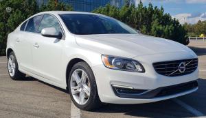Balts Volvo S60 2014 Šauļi, ar dzinēja tilpumu 2.50 L un nobraukumu 214 tūkst. km par 9600 €, foto  vietnē AUTOMOTO.COM.LV