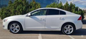 Balts Volvo S60 2014 Šauļi, ar dzinēja tilpumu 2.50 L un nobraukumu 214 tūkst. km par 9600 €, foto 10 vietnē AUTOMOTO.COM.LV