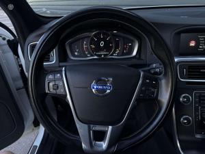 Balts Volvo S60 2015 Alīta, ar dzinēja tilpumu 1.97 L un nobraukumu 322 tūkst. km par 10700 €, foto 10 vietnē AUTOMOTO.COM.LV