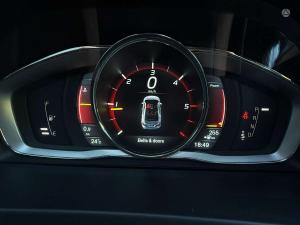 Balts Volvo S60 2015 Alīta, ar dzinēja tilpumu 1.97 L un nobraukumu 322 tūkst. km par 10700 €, foto 12 vietnē AUTOMOTO.COM.LV