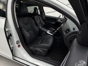 Balts Volvo S60 2016 Avižieniai, ar dzinēja tilpumu 2.00 L un nobraukumu 200 tūkst. km par 10900 €, foto 9 vietnē AUTOMOTO.COM.LV