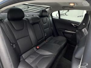 Balts Volvo S60 2016 Avižieniai, ar dzinēja tilpumu 2.00 L un nobraukumu 200 tūkst. km par 10900 €, foto 13 vietnē AUTOMOTO.COM.LV
