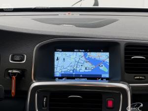 Balts Volvo S60 2016 Avižieniai, ar dzinēja tilpumu 2.00 L un nobraukumu 200 tūkst. km par 10900 €, foto 16 vietnē AUTOMOTO.COM.LV