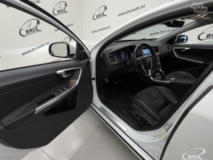 Balts Volvo S60 2016 Avižieniai, ar dzinēja tilpumu 2.00 L un nobraukumu 200 tūkst. km par 10900 €, foto 19 vietnē AUTOMOTO.COM.LV