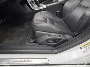 Balts Volvo S60 2016 Avižieniai, ar dzinēja tilpumu 2.00 L un nobraukumu 200 tūkst. km par 10900 €, foto 22 vietnē AUTOMOTO.COM.LV