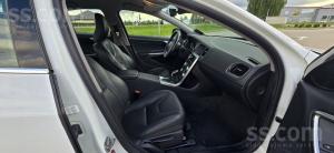 White Volvo S60 2016 in Riga, with an engine capacity of 2.00 L and mileage of 192 thousand km for 9000 €, photo 4 on AUTOMOTO.COM.LV