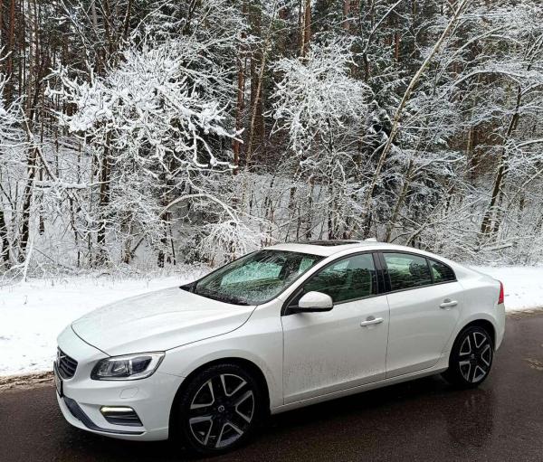 Balts Volvo S60 2017 Viļņa, ar dzinēja tilpumu 1.97 L un nobraukumu 139 tūkst. km par 11900 €, foto 1 vietnē AUTOMOTO.COM.LV