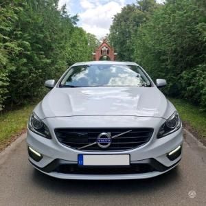White Volvo S60 2017 in Vilnius, with an engine capacity of 1.97 L and mileage of 150 thousand km for 10500 €, photo 9 on AUTOMOTO.COM.LV