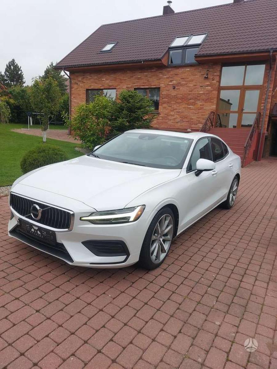 White Volvo S60 2020 in Klaipeda, with an engine capacity of 2.00 L and mileage of 76 thousand km for 20800 €, photo 1 on AUTOMOTO.COM.LV