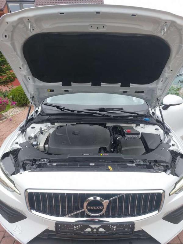 White Volvo S60 2020 in Klaipeda, with an engine capacity of 2.00 L and mileage of 76 thousand km for 20800 €, photo 8 on AUTOMOTO.COM.LV