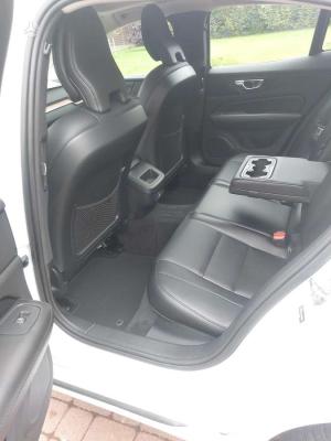 White Volvo S60 2020 in Klaipeda, with an engine capacity of 2.00 L and mileage of 76 thousand km for 20800 €, photo 20 on AUTOMOTO.COM.LV