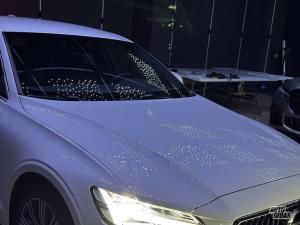 Белый Вольво С60 2020 в Вильнюс, объемом двигателя 2.00 л и пробегом 134 тыс. км за 23490 €, фото 29 на AUTOMOTO.COM.LV