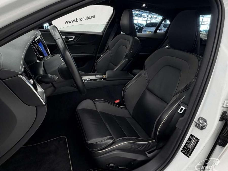 White Volvo S60 2020 in Vilnius, with an engine capacity of 1.97 L and mileage of 118 thousand km for 20500 €, photo 26 on AUTOMOTO.COM.LV