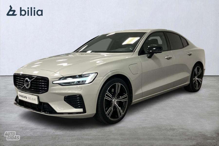 Balts Volvo S60 2022 Kauņa, ar dzinēja tilpumu 0.00 L un nobraukumu 95 tūkst. km par 37169 €, foto 1 vietnē AUTOMOTO.COM.LV