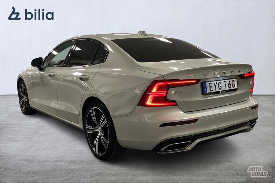 Balts Volvo S60 2022 Kauņa, ar dzinēja tilpumu 0.00 L un nobraukumu 95 tūkst. km par 37169 €, foto 2 vietnē AUTOMOTO.COM.LV