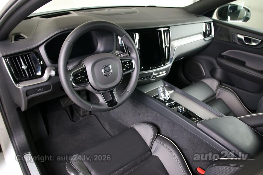 Balts Volvo S60 2023 Tallina, ar dzinēja tilpumu 2.00 L un nobraukumu 28 tūkst. km par 39990 €, foto 10 vietnē AUTOMOTO.COM.LV