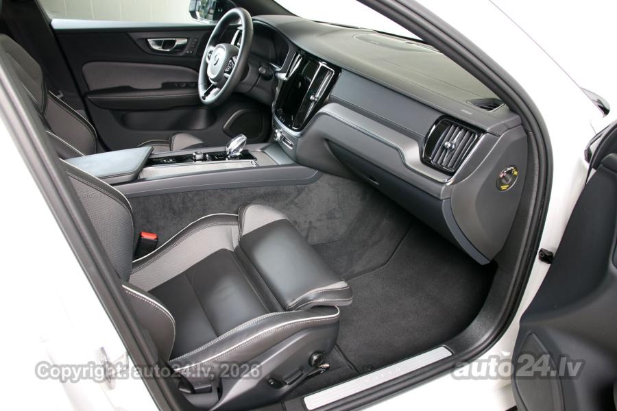 Balts Volvo S60 2023 Tallina, ar dzinēja tilpumu 2.00 L un nobraukumu 28 tūkst. km par 39990 €, foto 11 vietnē AUTOMOTO.COM.LV