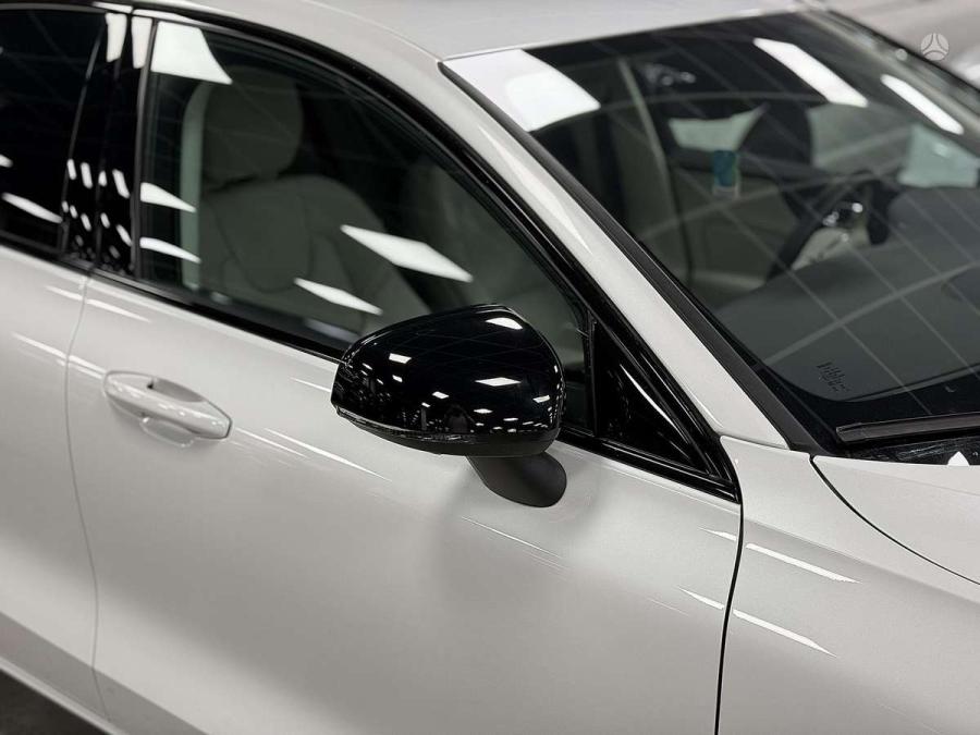 White Volvo S60 2023 in Klaipeda, with an engine capacity of 1.97 L and mileage of 42 thousand km for 24000 €, photo 33 on AUTOMOTO.COM.LV