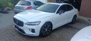 Balts Volvo S60 2024 Kauņa, ar dzinēja tilpumu 1.97 L un nobraukumu 127 tūkst. km par 17500 €, foto  vietnē AUTOMOTO.COM.LV