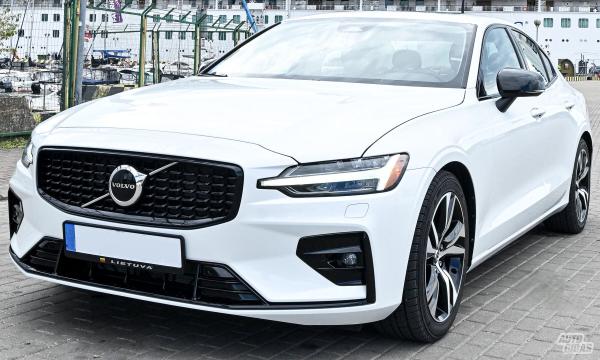 Balts Volvo S60 2025 Klaipėda, ar dzinēja tilpumu 2.00 L un nobraukumu 24 tūkst. km par 28800 €, foto 8 vietnē AUTOMOTO.COM.LV