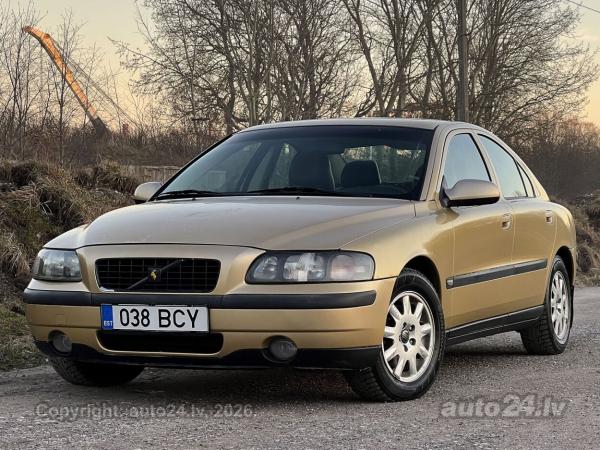 Dzeltens Volvo S60 2001 Tallina, ar dzinēja tilpumu 2.40 L un nobraukumu 295 tūkst. km par 1690 €, foto 1 vietnē AUTOMOTO.COM.LV
